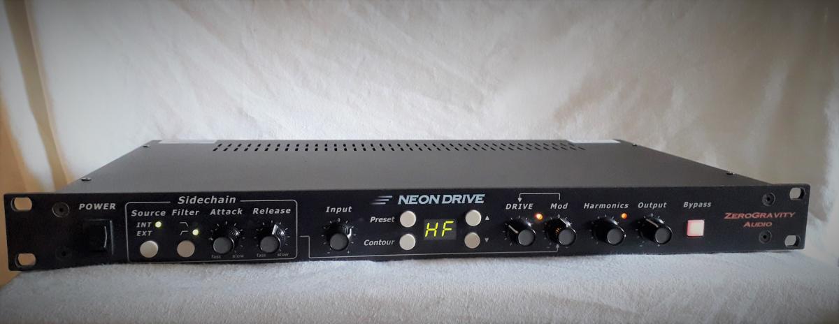 Neon Drive – ZeroGravity Audio
